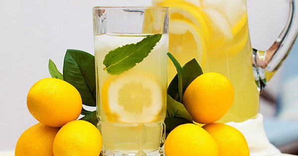 Lemon juice can improve your digestion - The Cook Book