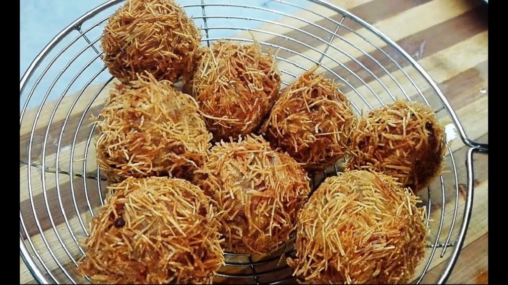 Ghonsla Chicken Potato Balls Recipe - The Cook Book