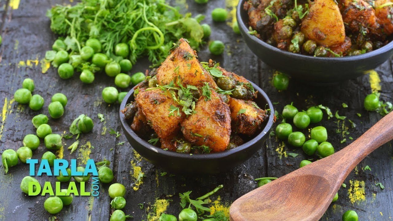 Sukhi Aloo Mutter ki Subzi by Tarla Dalal - The Cook Book