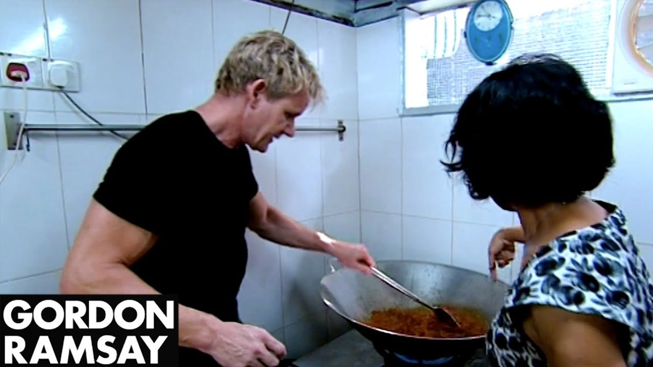 Gordon Ramsay Learns How To Make A Beef Rendang In Malaysia | Gordon's ...