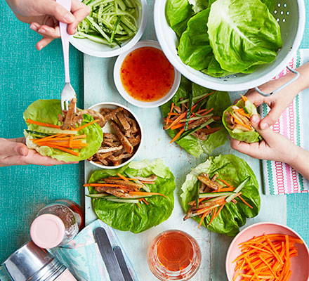 Sticky pork lettuce wraps - The Cook Book